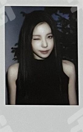 收纳袋卡7 | 张圭真 - NMIXX - The Chronicles of NMIXX: How to Catch Aurora PHOTOBOOK - 编年史pb 收纳袋卡｜千岛